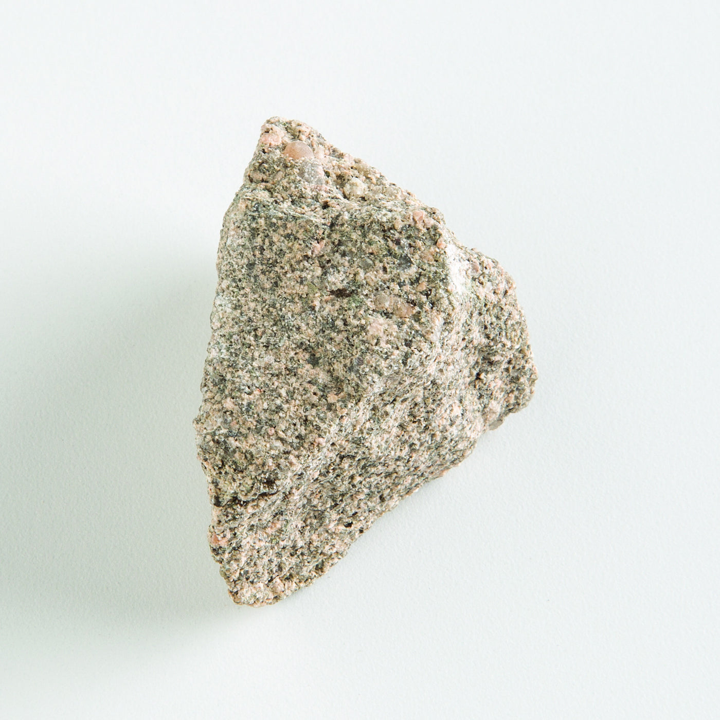 Eisco Arkose Sandstone Specimen (Sedimentary Rock), Approx. 1" (3cm ...